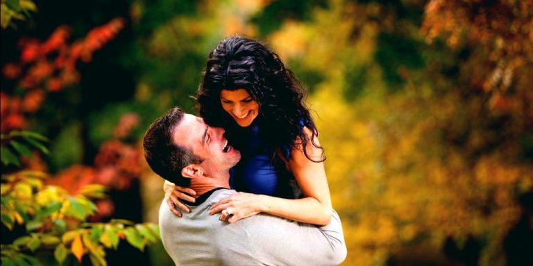 6 señales de que tu esposo está feliz de haberse casado contigo | Familias
