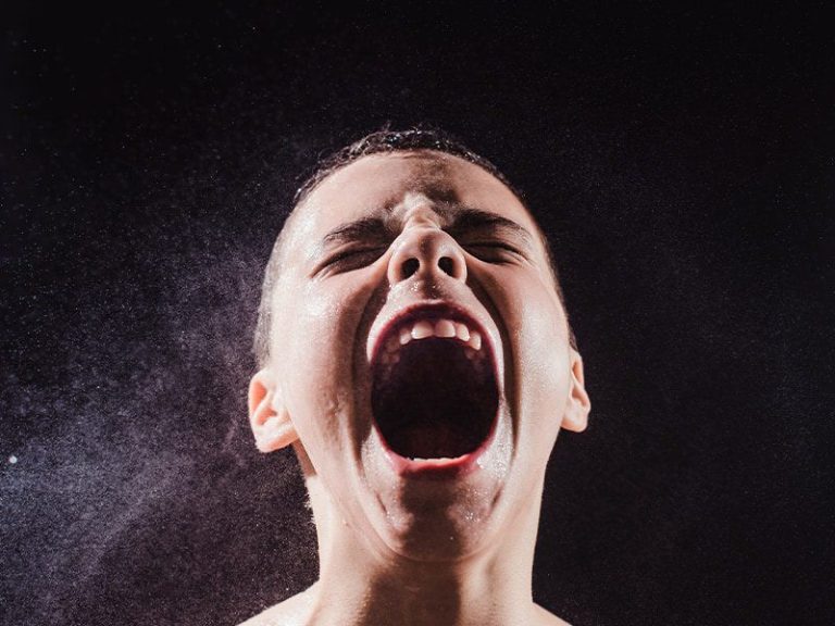 Niños y jóvenes violentos con sus padres, un fenómeno social | Familias