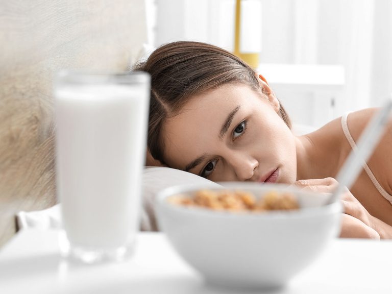 5 conductas que deberías reconocer sobre la anorexia nerviosa | Familias