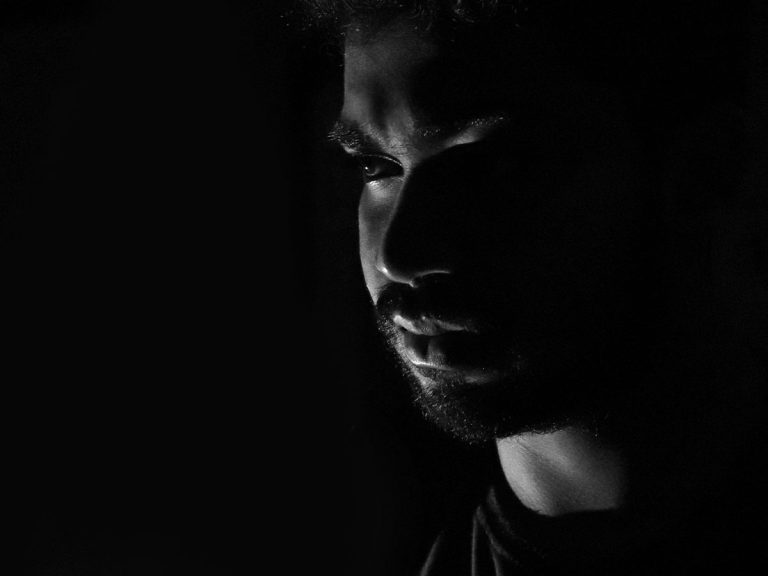 ¿Sabes cómo distinguir y tratar a una persona autoritaria? | Familias