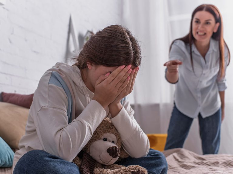 El bullying dentro de la familia también existe y debes ponerle un alto ...