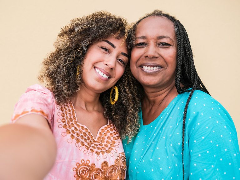 7 cosas que una mamá debería decirle a su mamá alguna vez | Familias